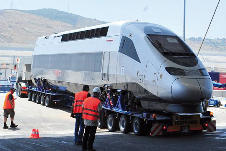 Get around marrakech bus taxi airport transfer train station